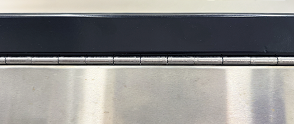 Hinges and Hardware That Work Together | Ovesco